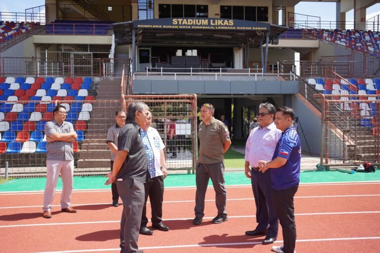 Turun padang ke Stadium Likas untuk melihat perkembangan dan persiapan ...
